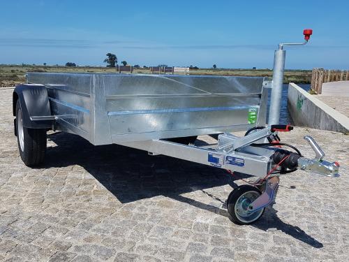 ATRELADOS E REBOQUES - Atrelados novos fabricados em Portugal