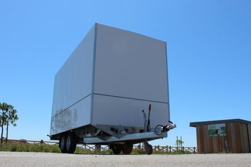 ATRELADOS E REBOQUES - Atrelados novos fabricados em Portugal