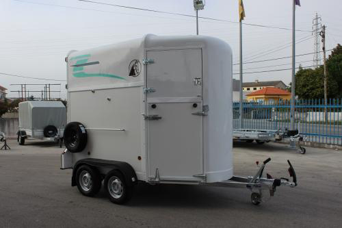 ATRELADOS E REBOQUES - Atrelados novos fabricados em Portugal