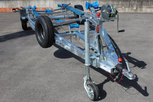 ATRELADOS E REBOQUES - Atrelados novos fabricados em Portugal