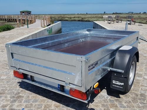 ATRELADOS E REBOQUES - Atrelados novos fabricados em Portugal